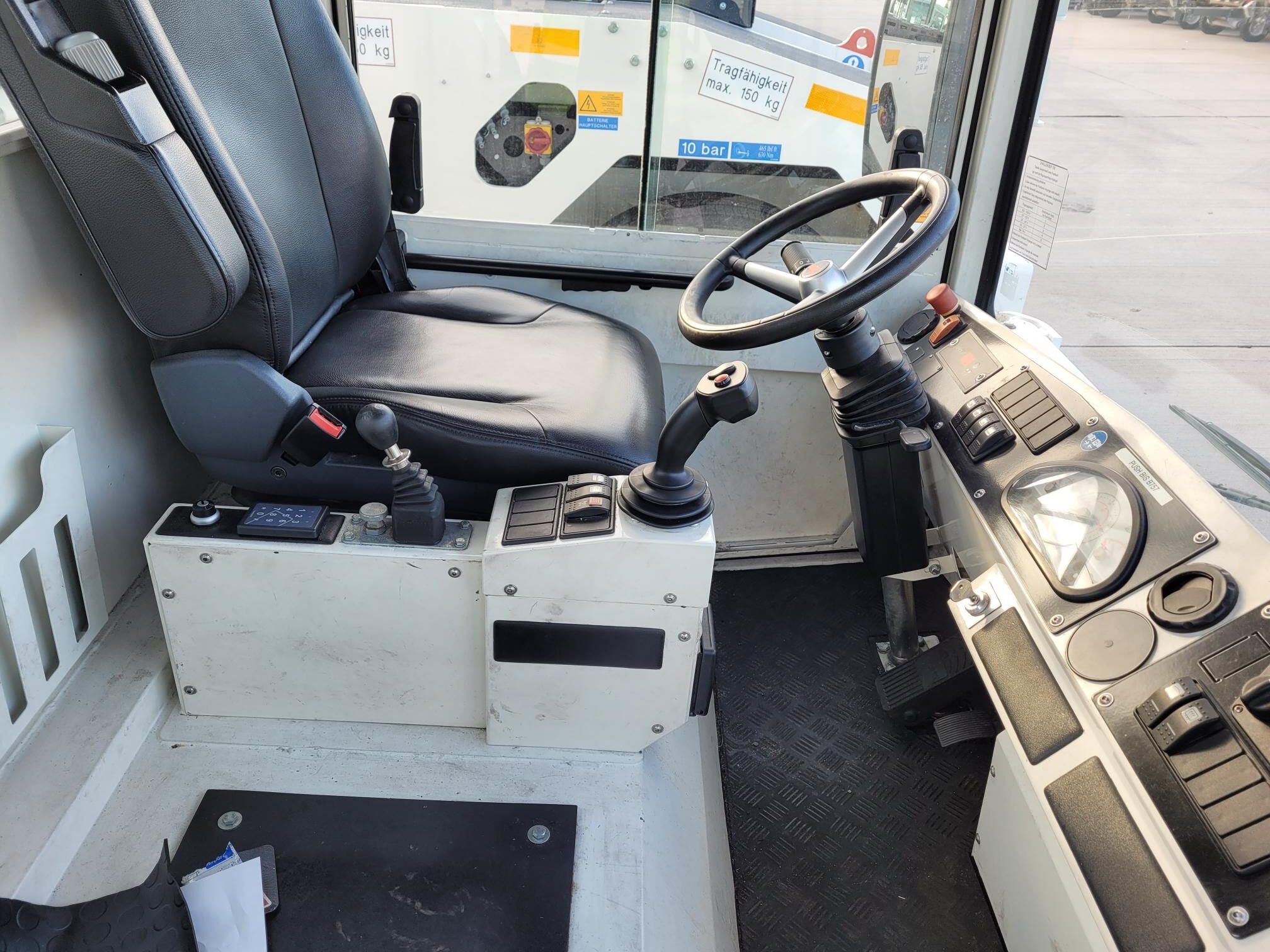 Aircraft Pushback Tractor Trepel CHALLENGER 150