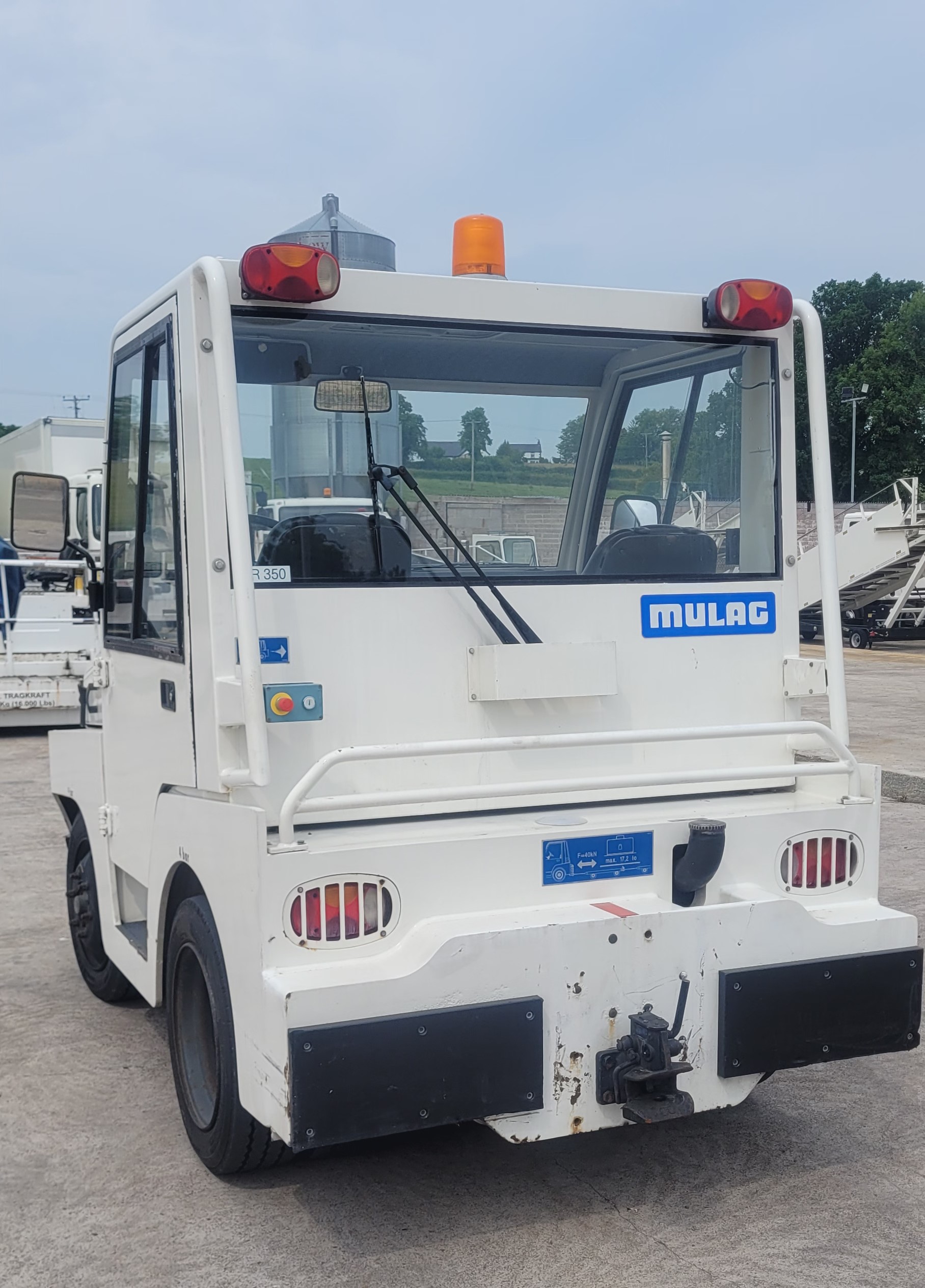 Airport Tractor Mulag Comet 6D