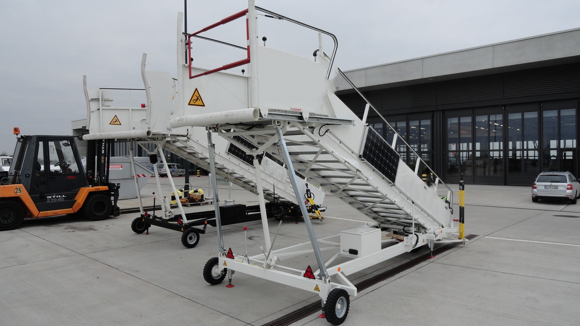 Airport Passenger Stairs TEC-HUNERT 5.17-01SH