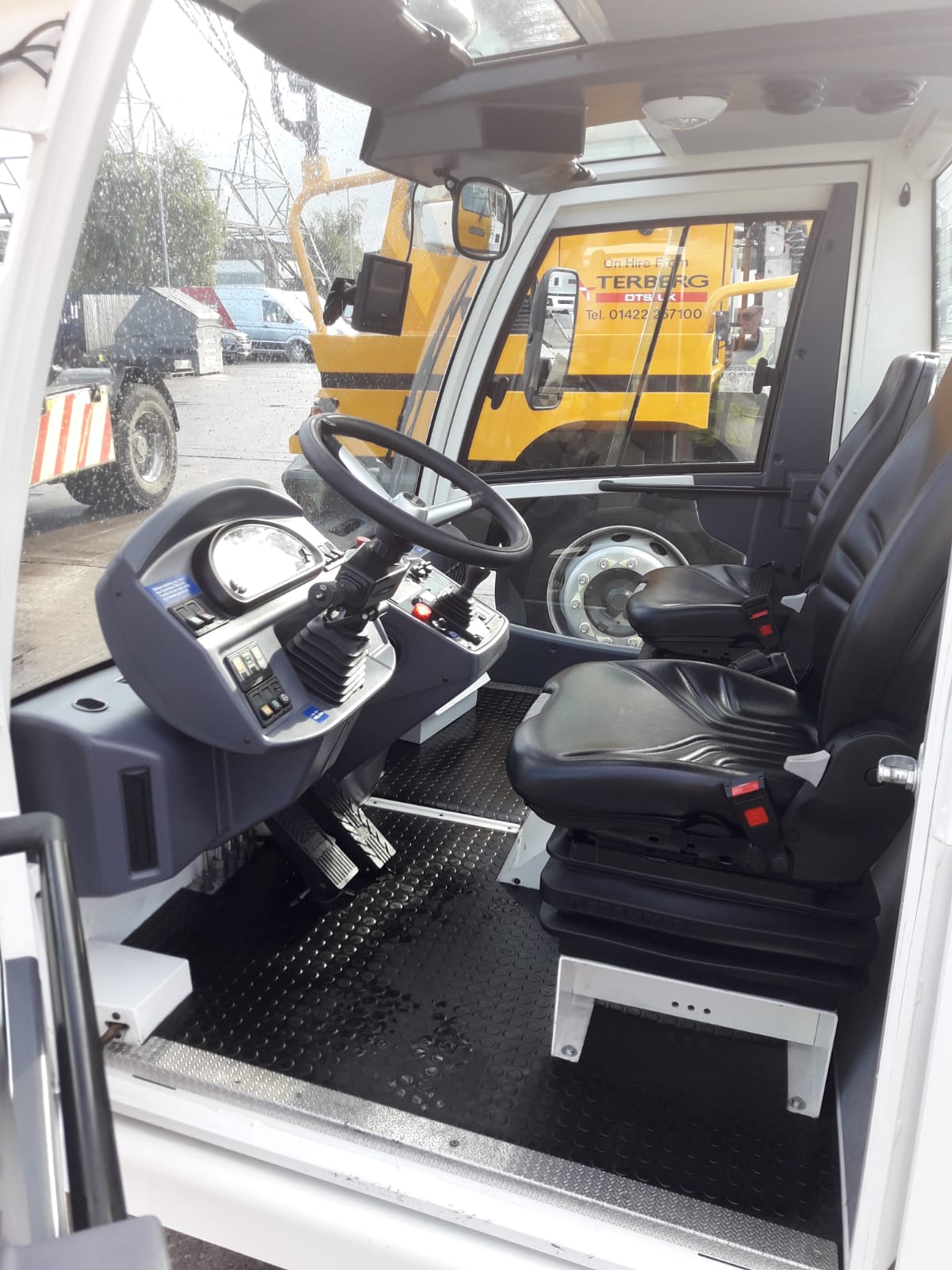 Aircraft Pushback Tractor Schopf F70