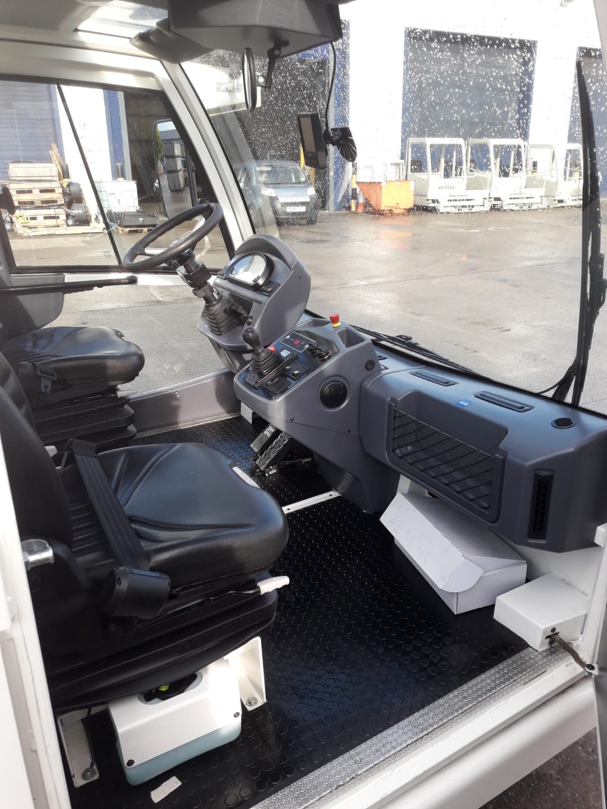 Aircraft Pushback Tractor Schopf F70