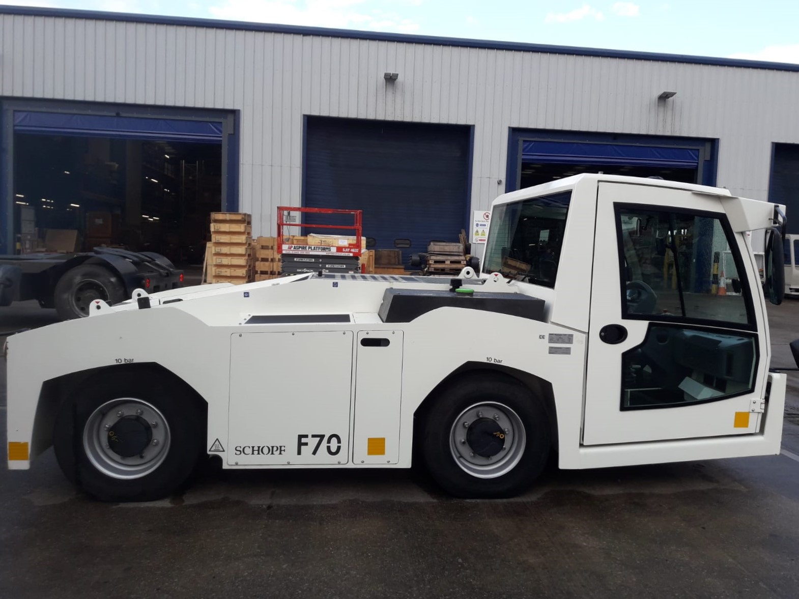 Aircraft Pushback Tractor Schopf F70