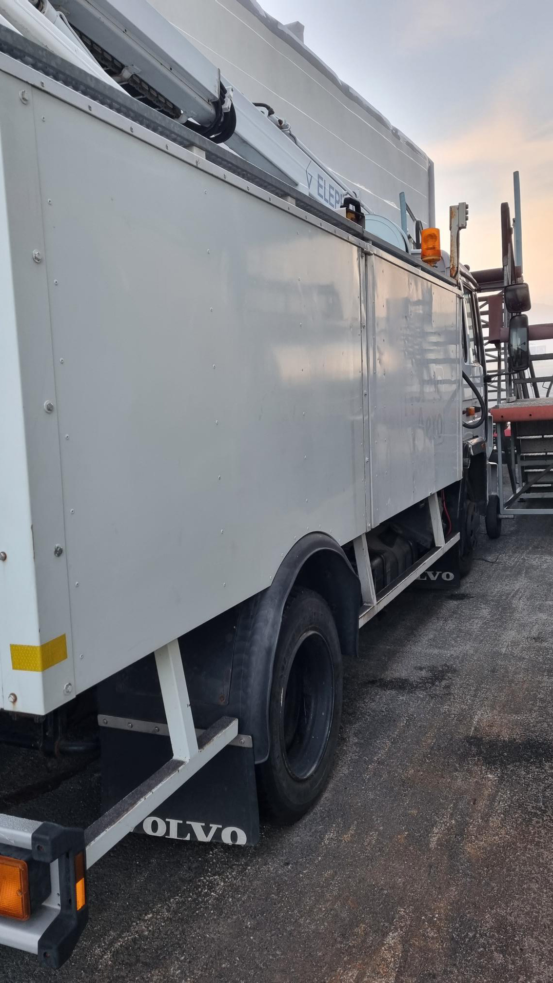 Aircraft De-icer Vestergaard Elephant MY 93