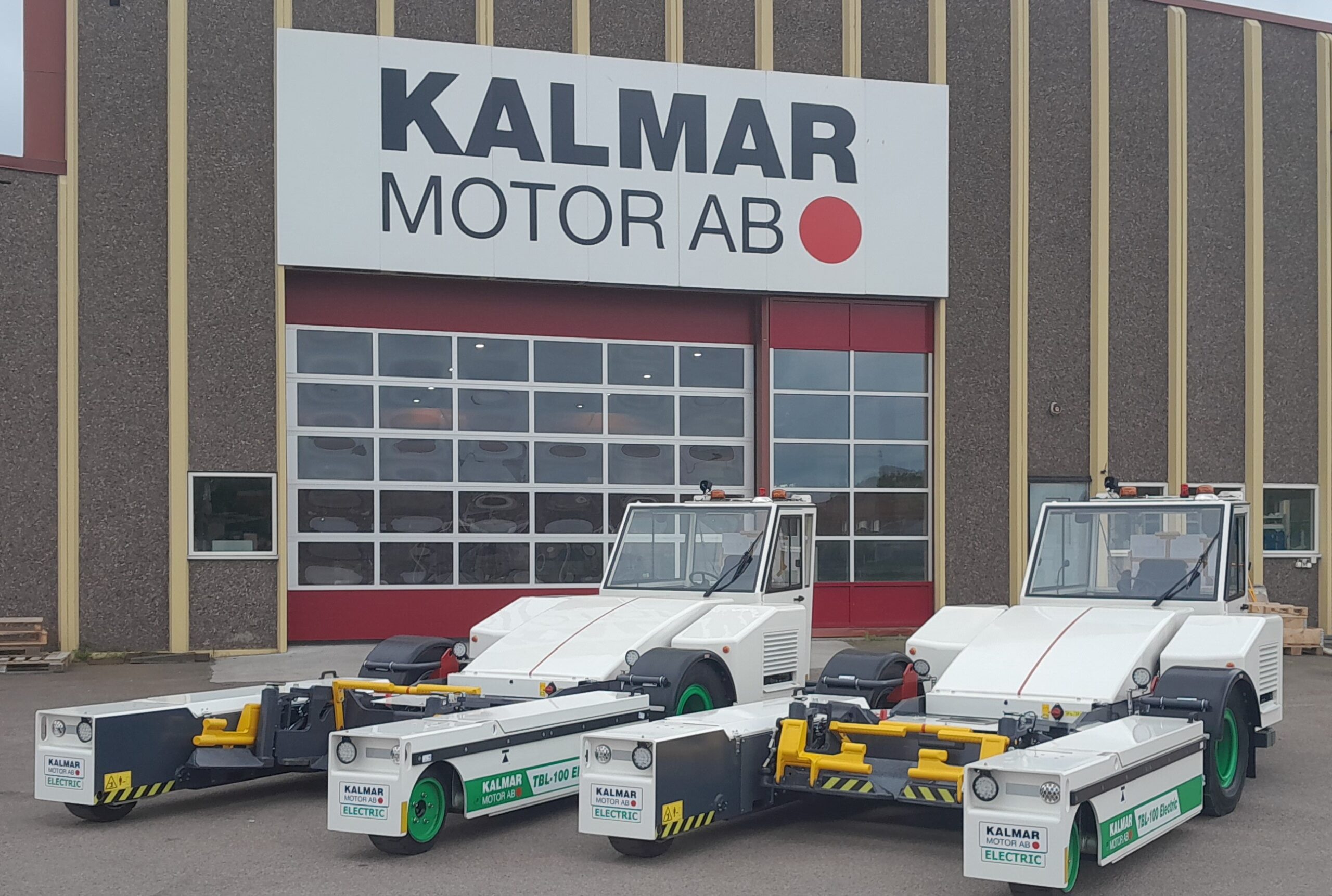 Aircraft Pushback Towbarless Tractor Kalmar TBL 100 New