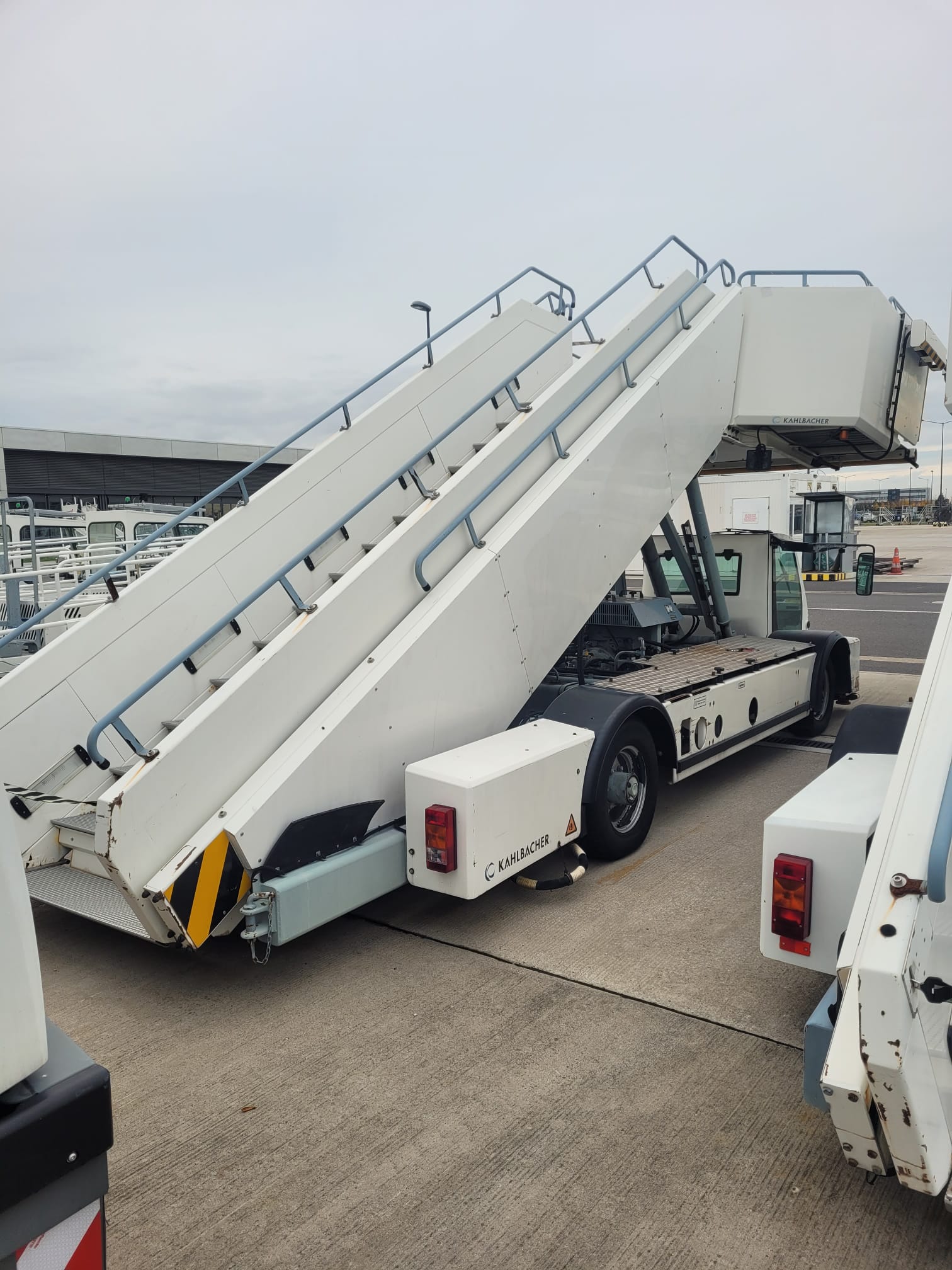 Airport Passenger Stairs Kahlbacher Jet Step 240/580