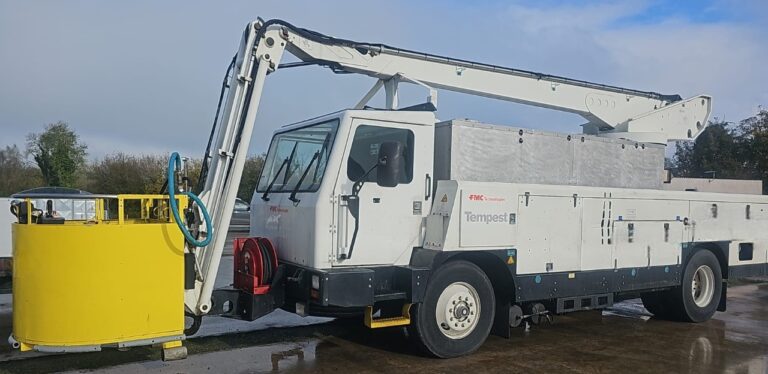 Aircraft De-icer Vestergaard Elephant BETA