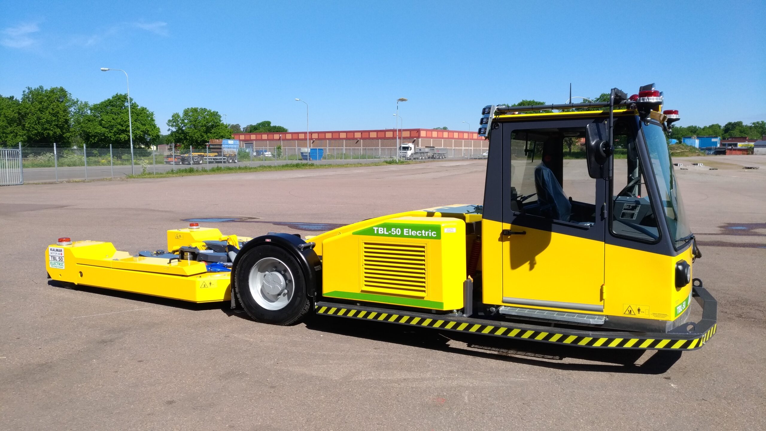 Aircraft Pushback Towbarless Tractor Kalmar TBL 50 New